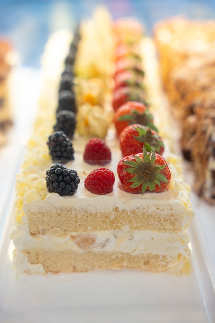 Le Bon Patisserie - Bakery in Turnpike Lane London